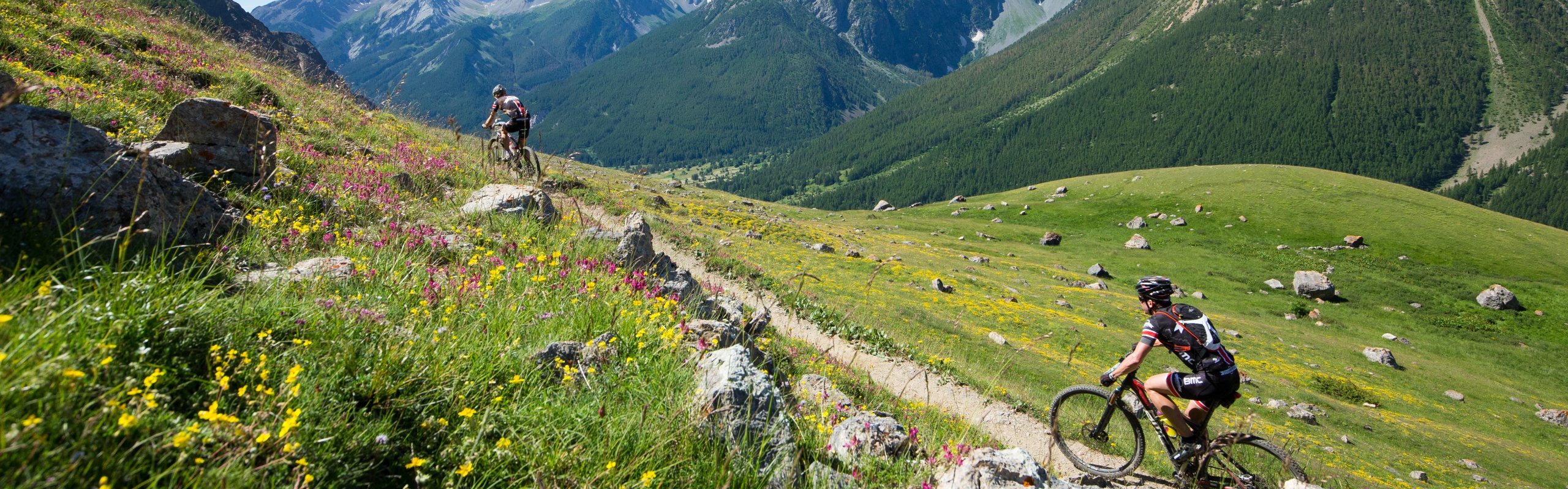 Outdoor in de Zuidelijke Franse Alpen | Op Pad